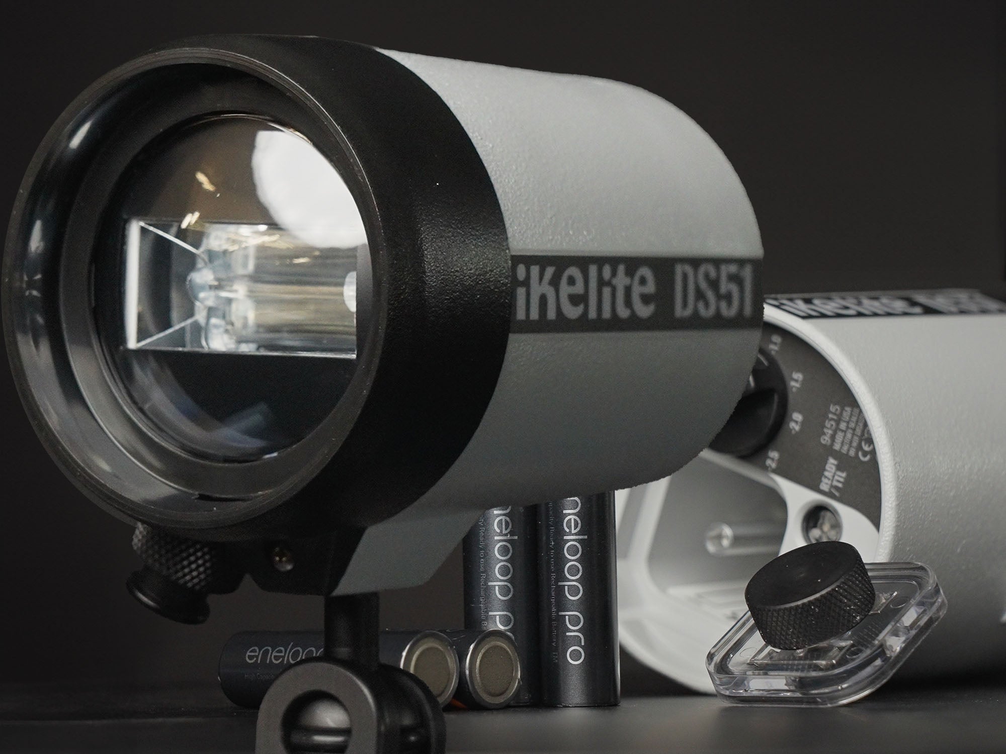 Ikelite DS51 II Strobe Features // For Macro and Wide Angle Underwater