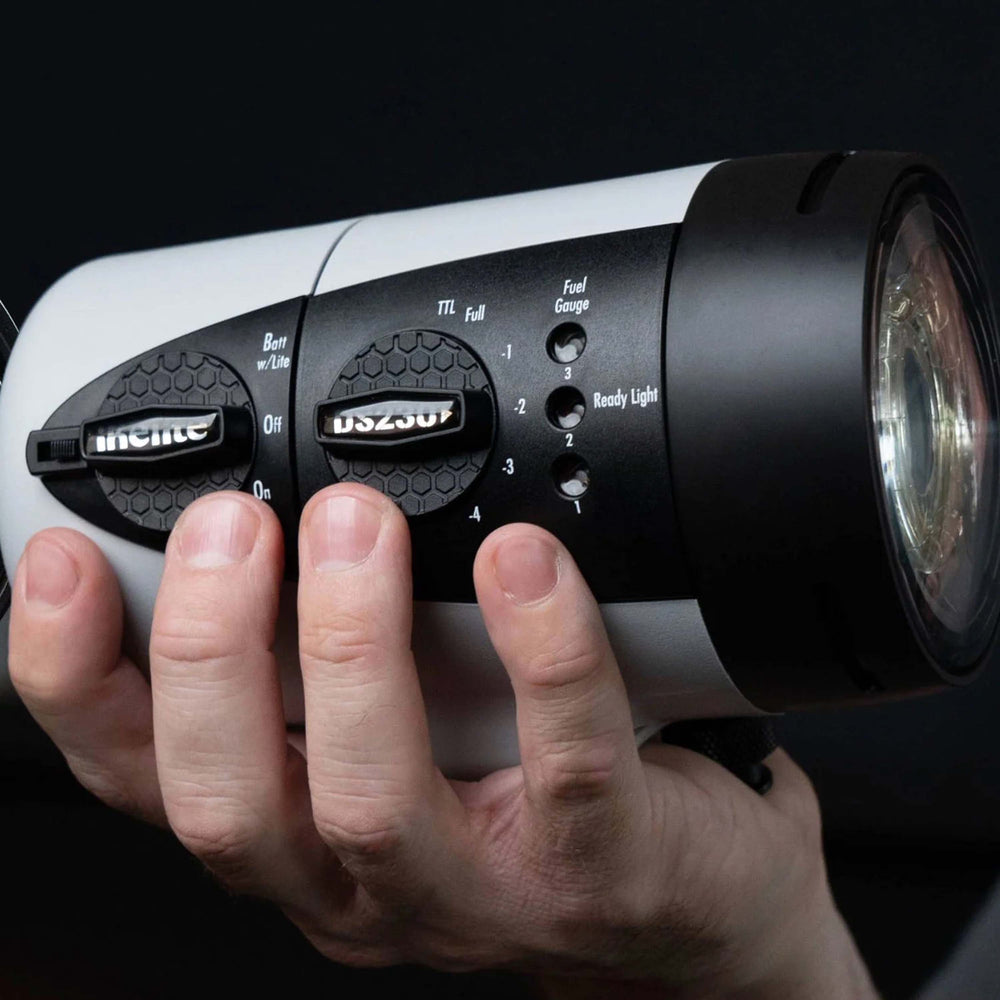 DS230 TTL Underwater Strobe with Modeling Light