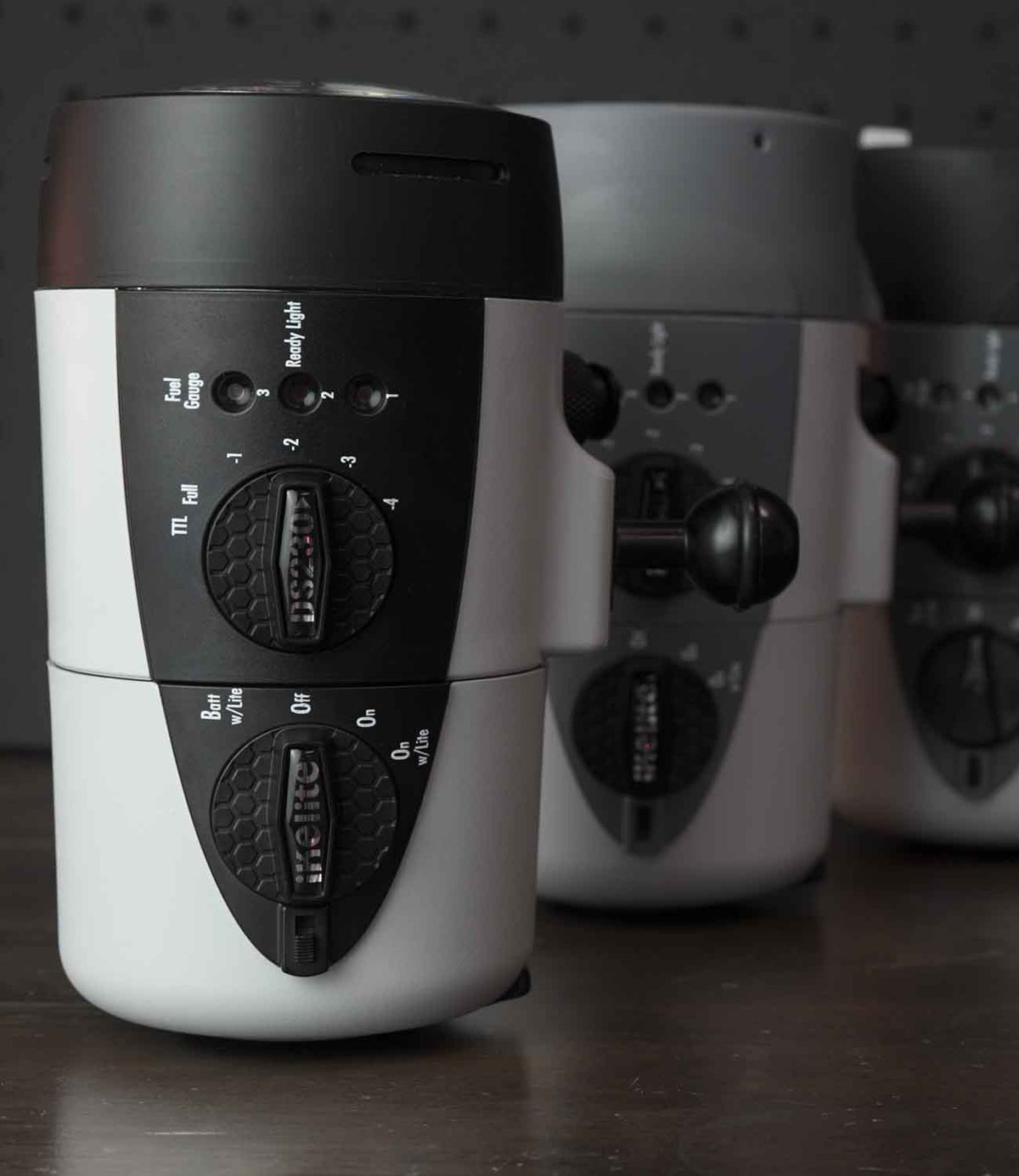 DS232 Strobe Front with Video Light